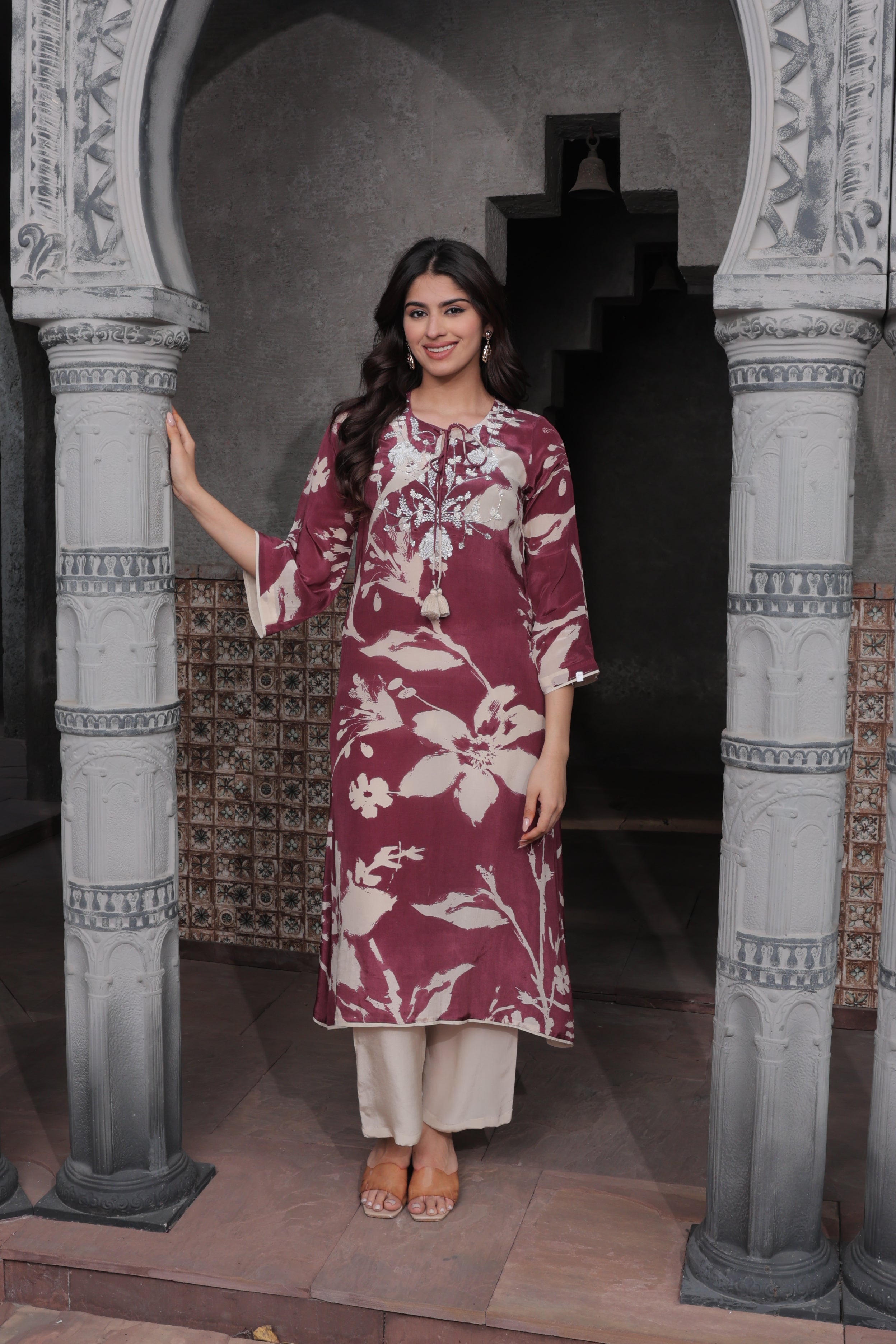 Freya Kurta - Red – Label Om Creation